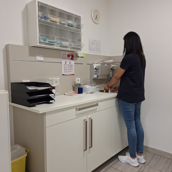 Die Praxis – CardioPraxis – Dr. med. Njoh Dimitte