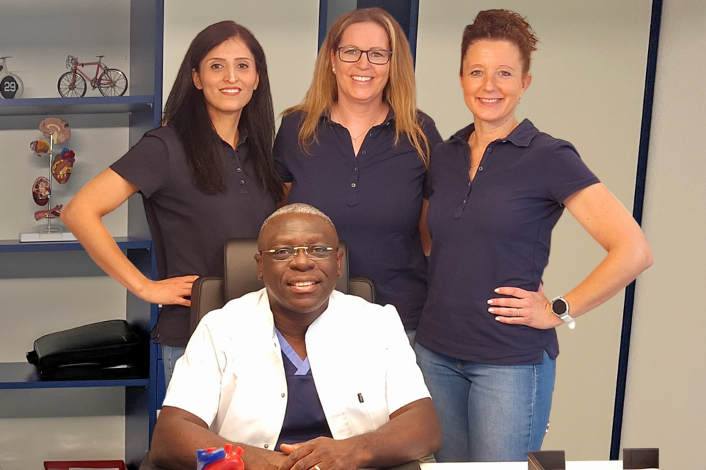 Team – CardioPraxis – Dr. med. Njoh Dimitte